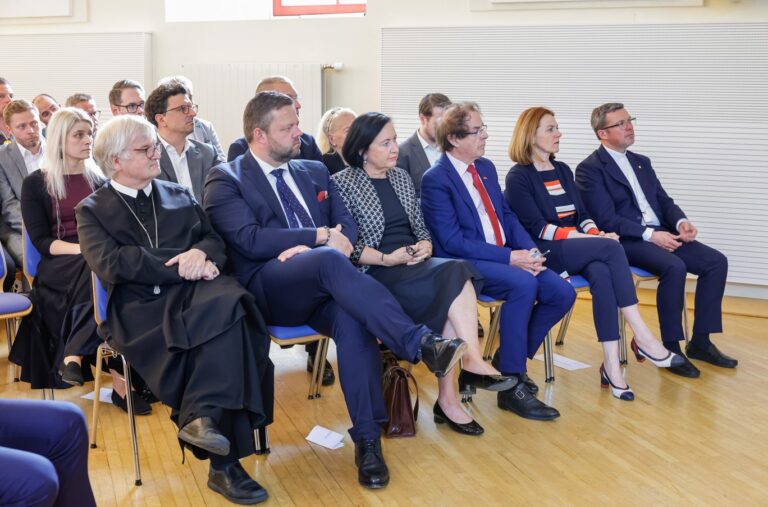 Stift Admont erhielt Würdigungspreis der Diözese Graz-Seckau - DE